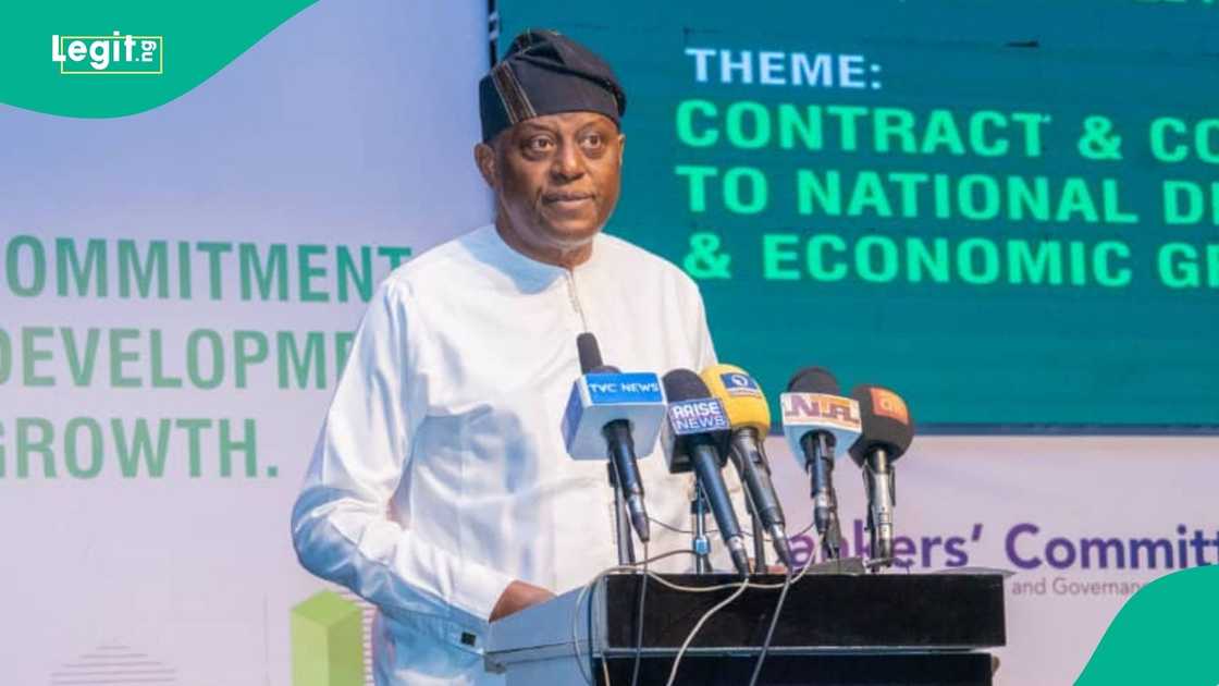 Find out more as Naira exchange rate drops as FX reserves fall to $42.56bn