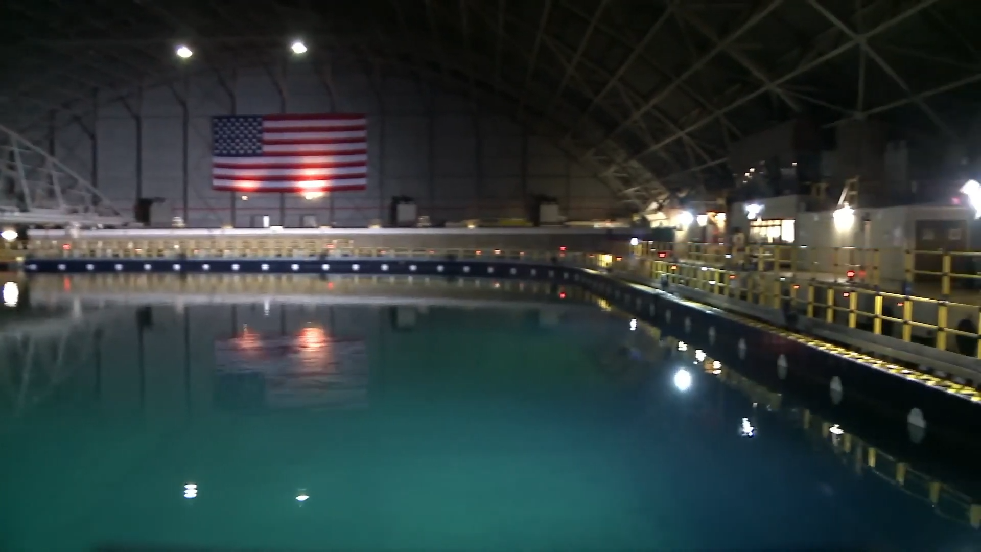 How the US Navy built an indoor ocean