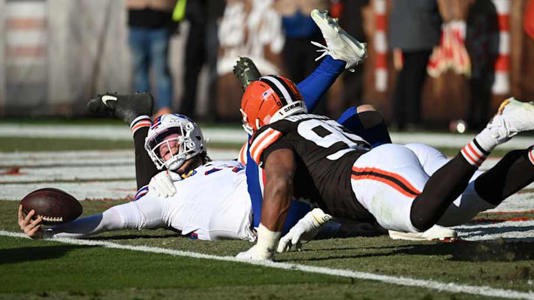 Josh Allen postgame update after Bills' QB survives another injury ...