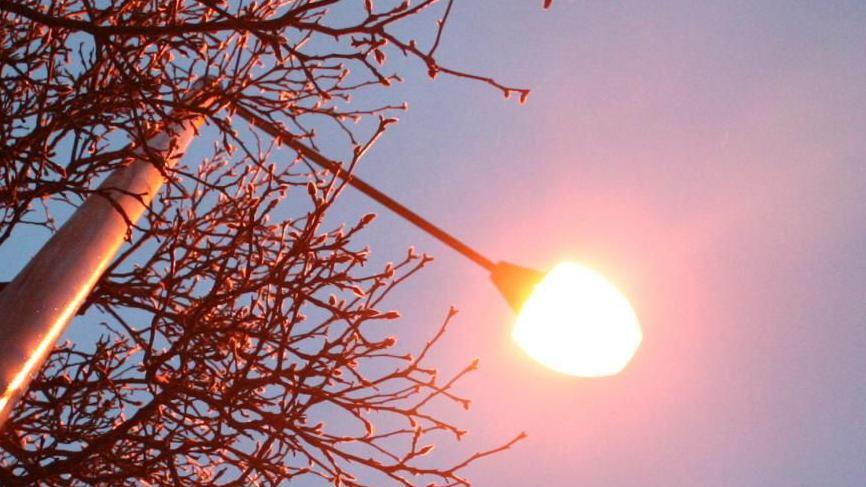 Street lights to stay on during festive period
