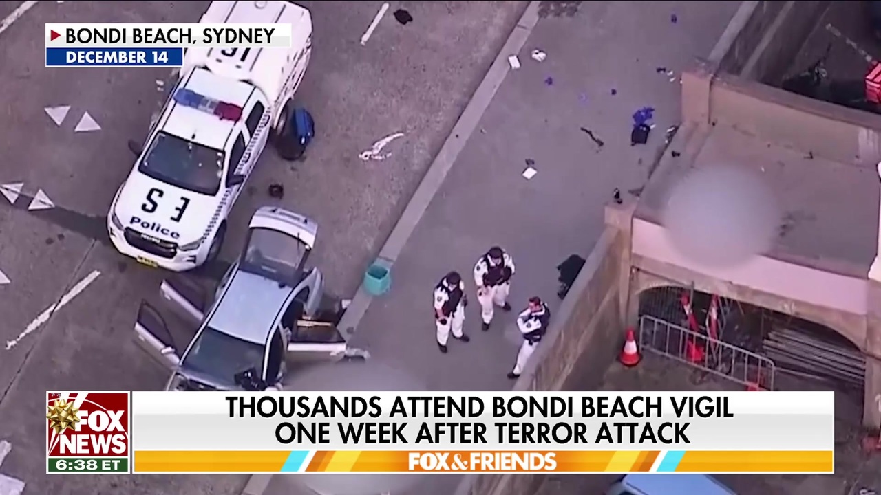 Australia PM booed at Sydney vigil amid backlash over antisemitism response