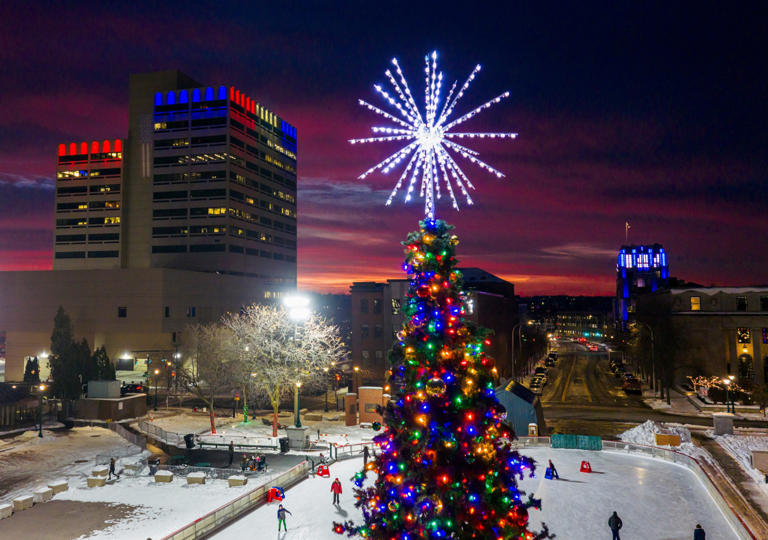 This stunning video shows the holiday magic of Syracuse’s Clinton ...