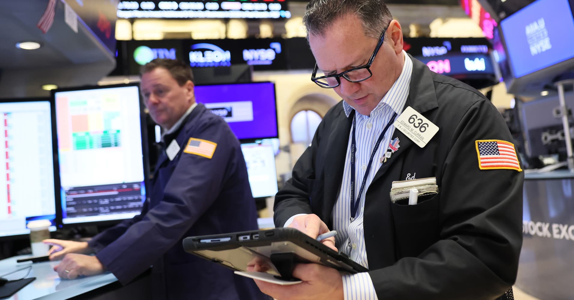 US Treasury yields edge higher as investors prepare for holiday ...