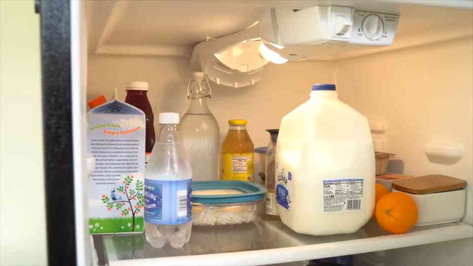 Why reusable water bottles are actually bad