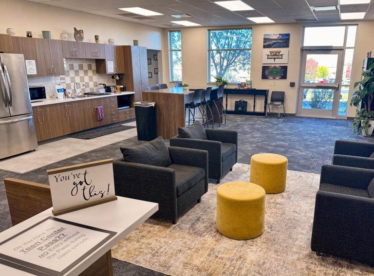 'Everyone is welcome here': Teen centers offer refuge for Washington ...