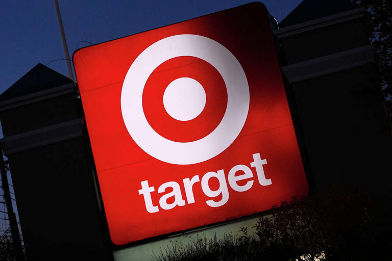 H-E-B, Kroger closed Christmas Day, but other stores are open. Here are ...