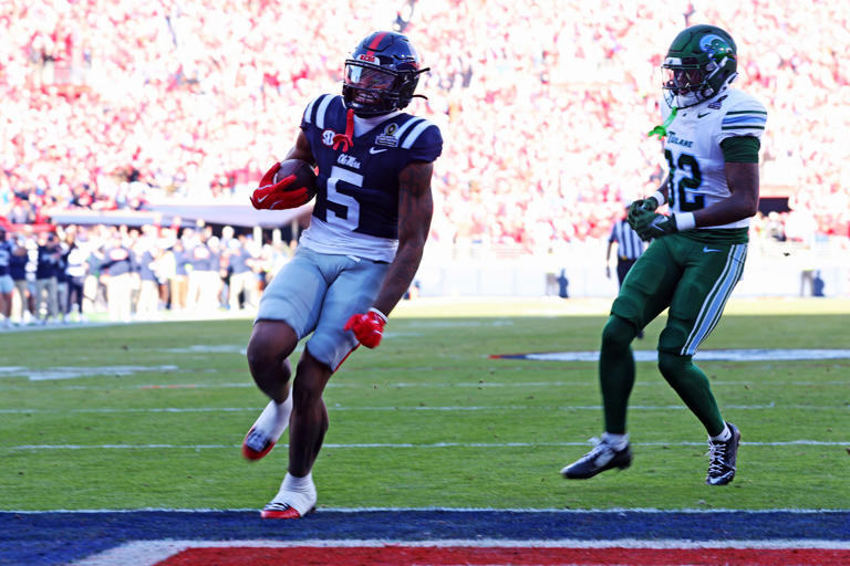 College Football Playoff’s 8 remaining teams, ranked by national ...