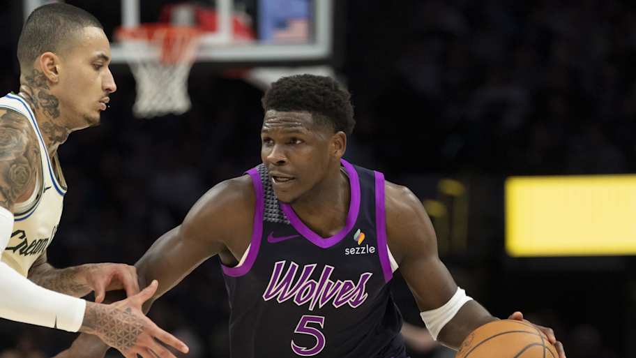 Jaden McDaniels injured as Wolves take down Bucks for 9th win in 11 games