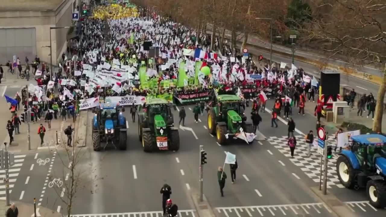 Farmers’ tractor protest halts Mercosur ratification in Brussels, Belgium