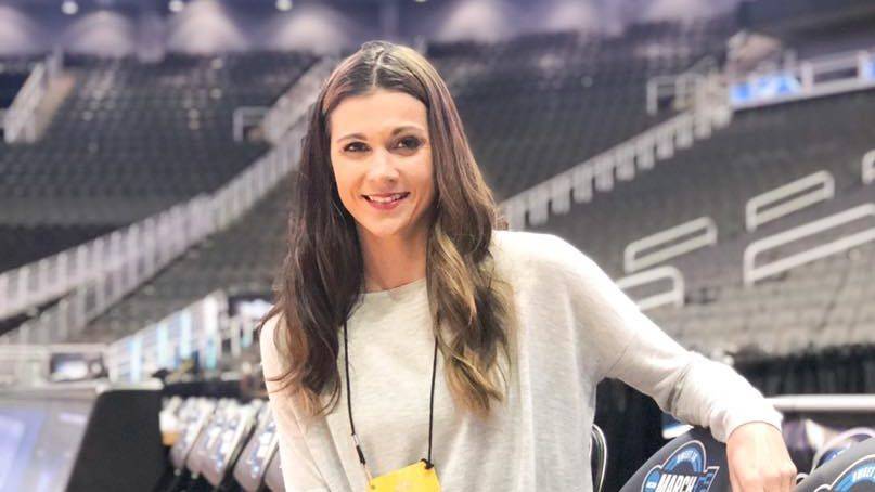 Repórter de TV e marido encontrados mortos em casa. Filho de três anos ...