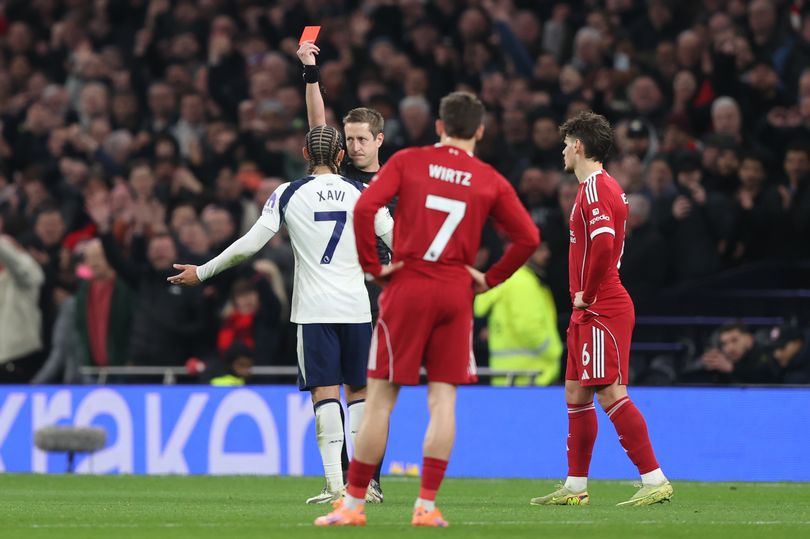 Wayne Rooney points out 'strange' part of Xavi Simons' red card