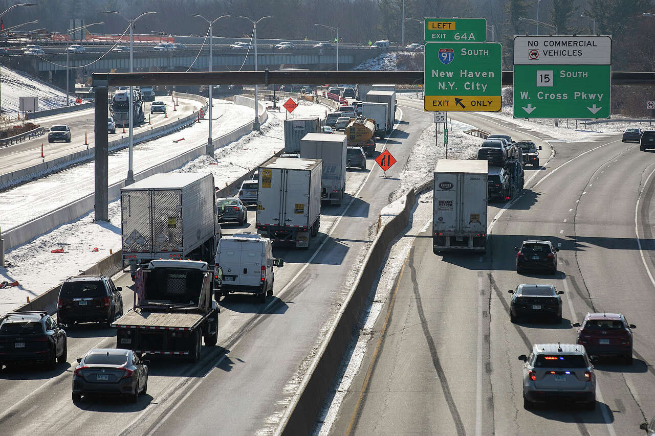 AAA predicts record holiday travel across US - but not in New England