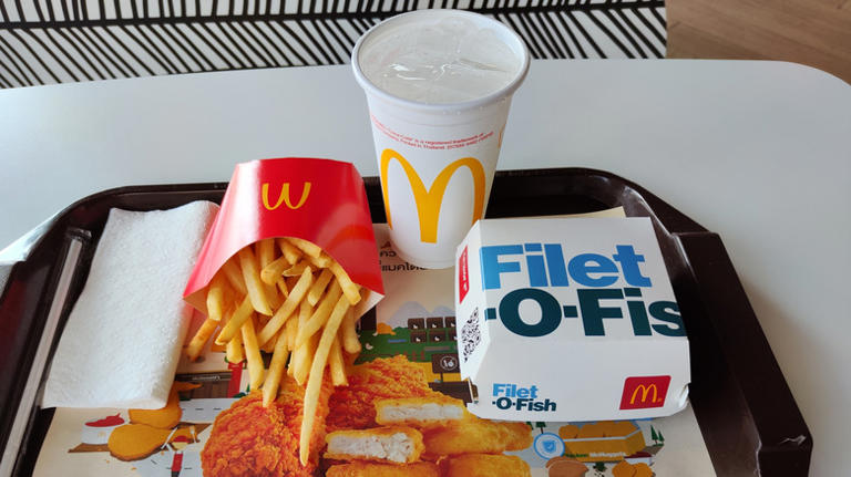 What gives McDonald's Filet-O-Fish that square shape?