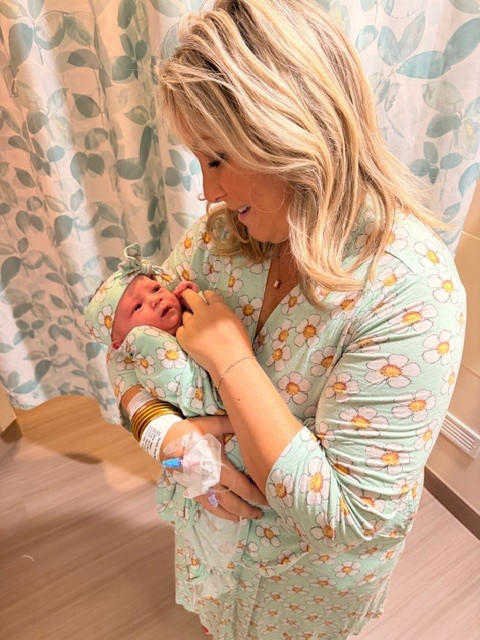 It’s a girl! WANE 15 anchor Alyssa Ivanson and family welcome third child