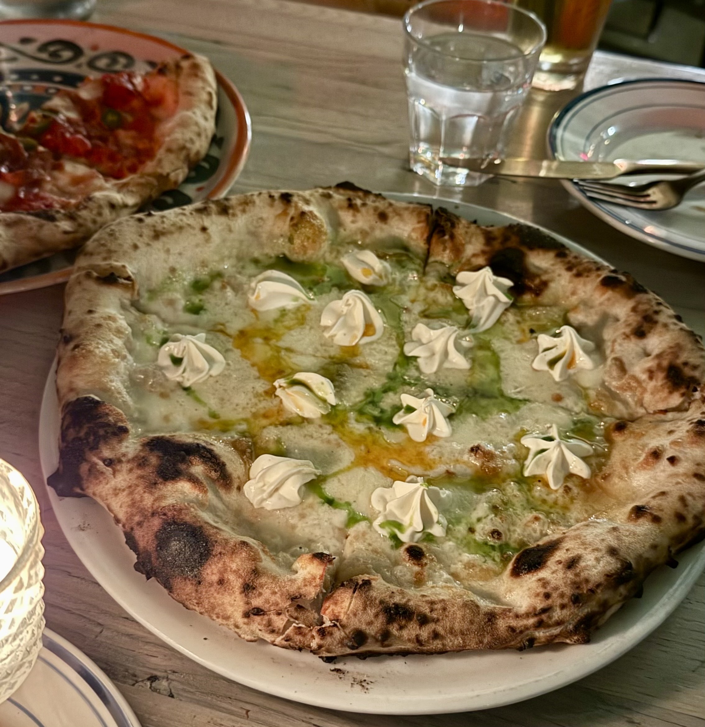 A 14th Street corner Italian spot serves splendid pasta and Neapolitan ...