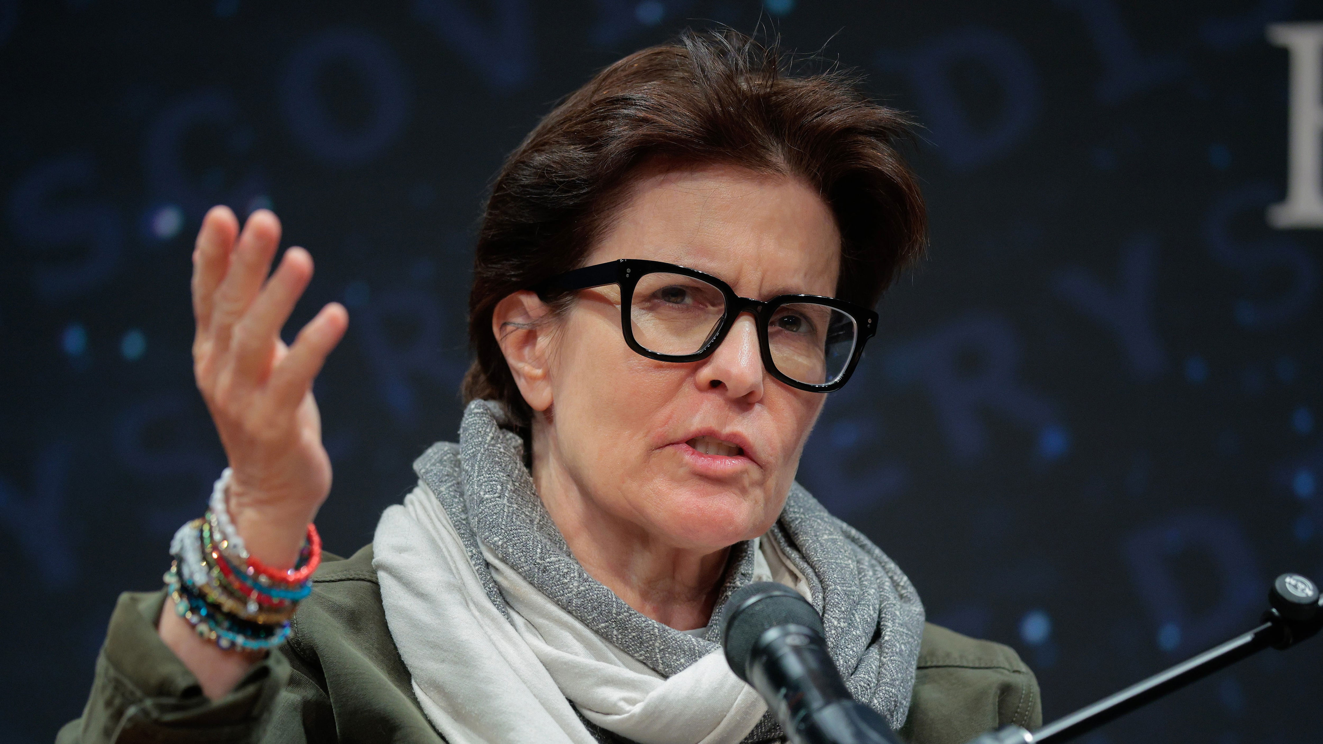 Kara Swisher says CBS boss censored '60 Minutes' to 'please Trump'