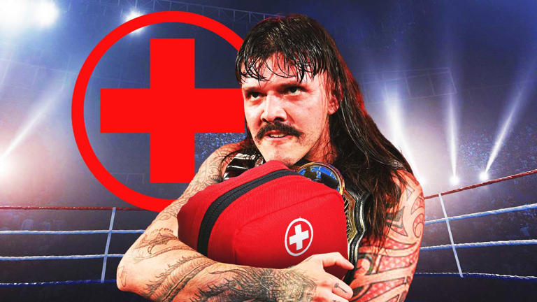 Unfortunate injury update on WWE star Dominik Mysterio after AAA Guerra ...