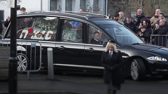 Stars and hundreds of fans gather for Stone Roses bassist Mani's funeral
