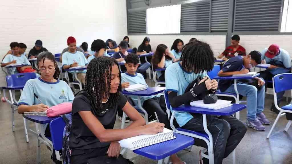 Pé-de-Meia inicia pagamento da décima parcela