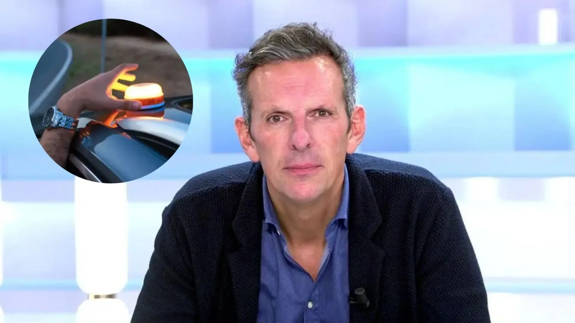 Joaquín Prat (Telecinco), sobre las balizas V16: "A ver qué tejemanejes ...