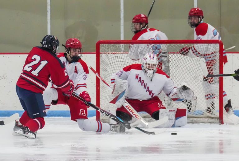 Arrowhead goaltender Jack Adair voted Piggly Wiggly athlete of the week