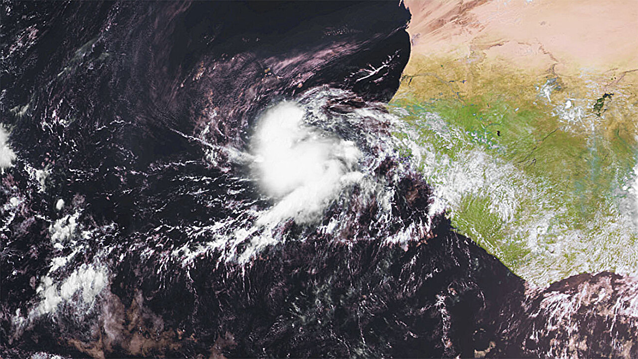 Warming may make tropical cyclone 'seeds' riskier for Africa
