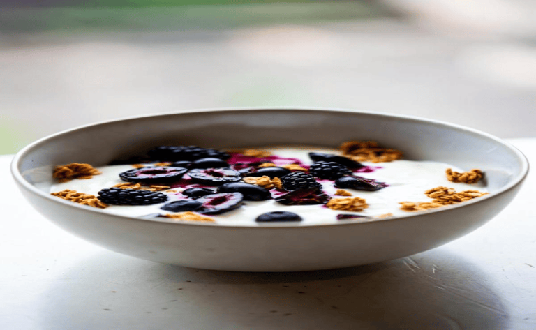 The best time to eat yoghurt, according to experts and why timing ...