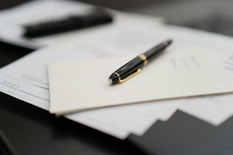 What happens to OAS when you die? Spouse & estate rules