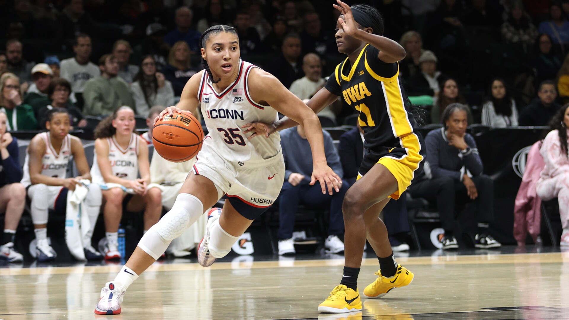 UConn stays No. 1 in women’s AP Top 25 poll after rout, Texas, South ...