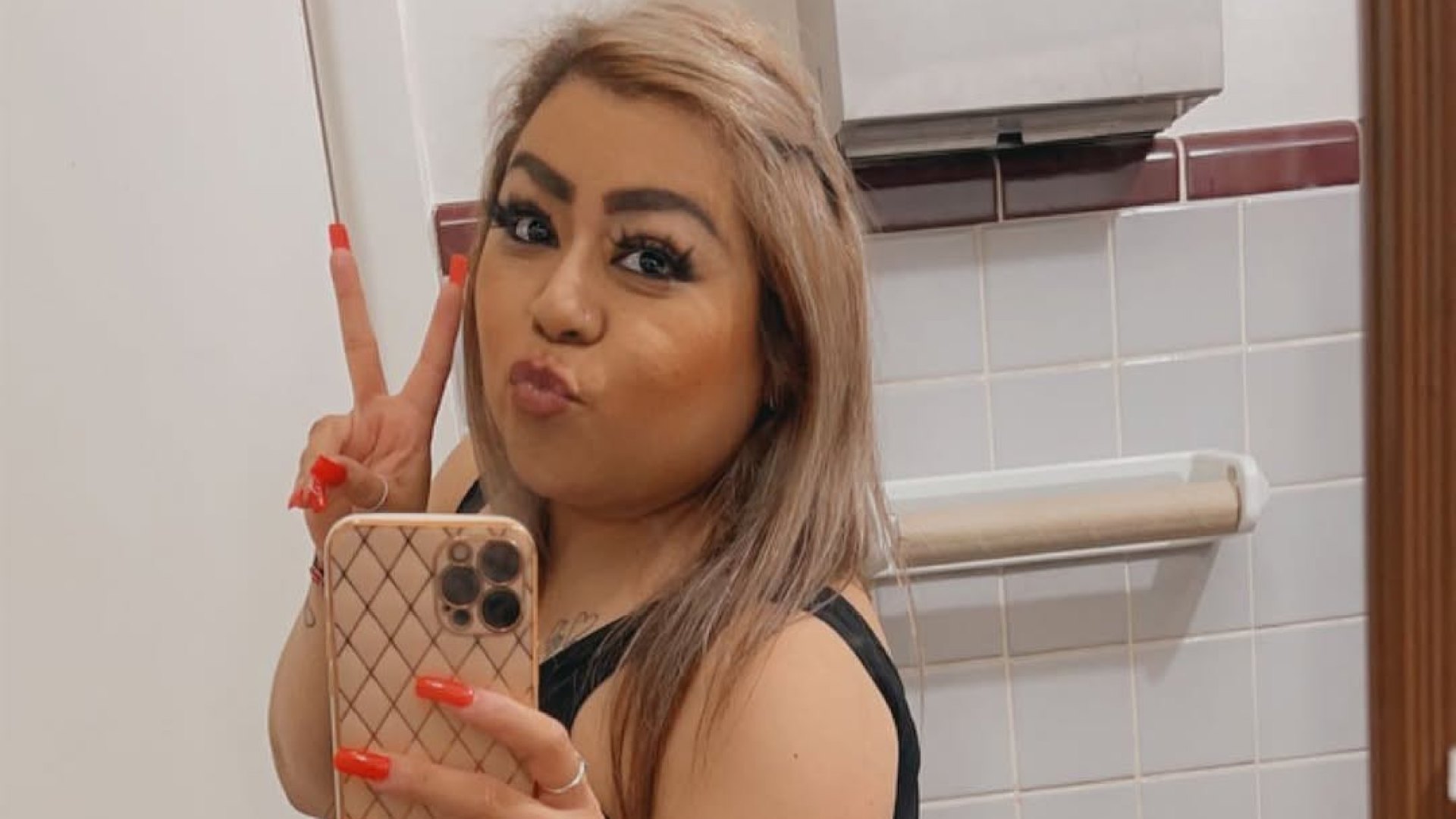 TikTok influencer Ash Trevino arrested on ‘active felony warrants,’ out ...