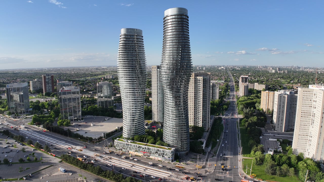 What’s happening with the Mississauga LRT?