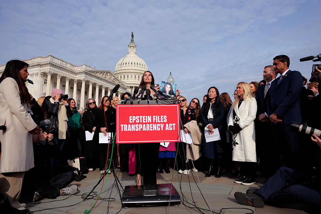 Artists denounced Jeffrey Epstein's behavior nearly 20 years ago and ...