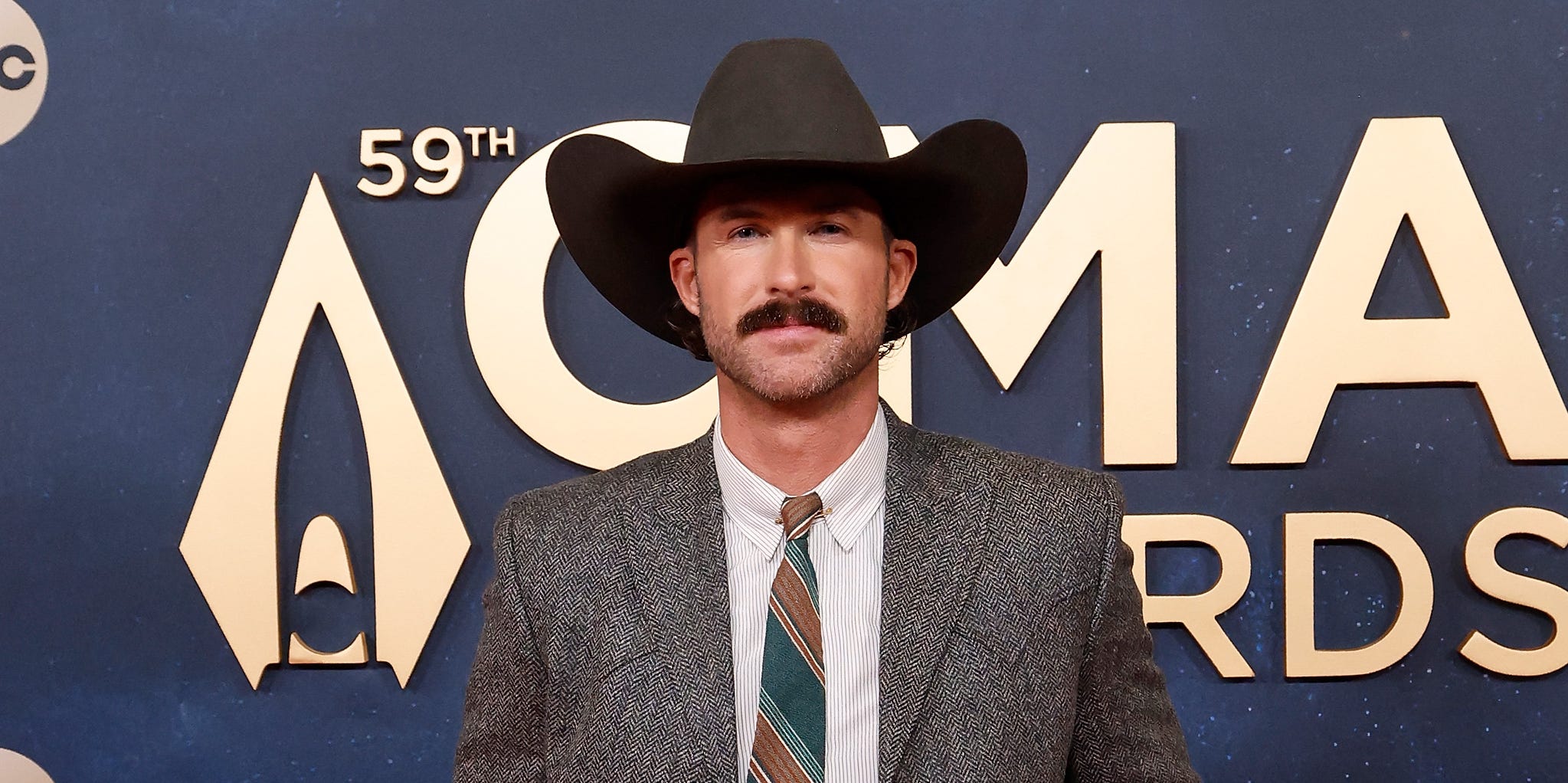 Riley Green shares exactly what's going under his Christmas tree