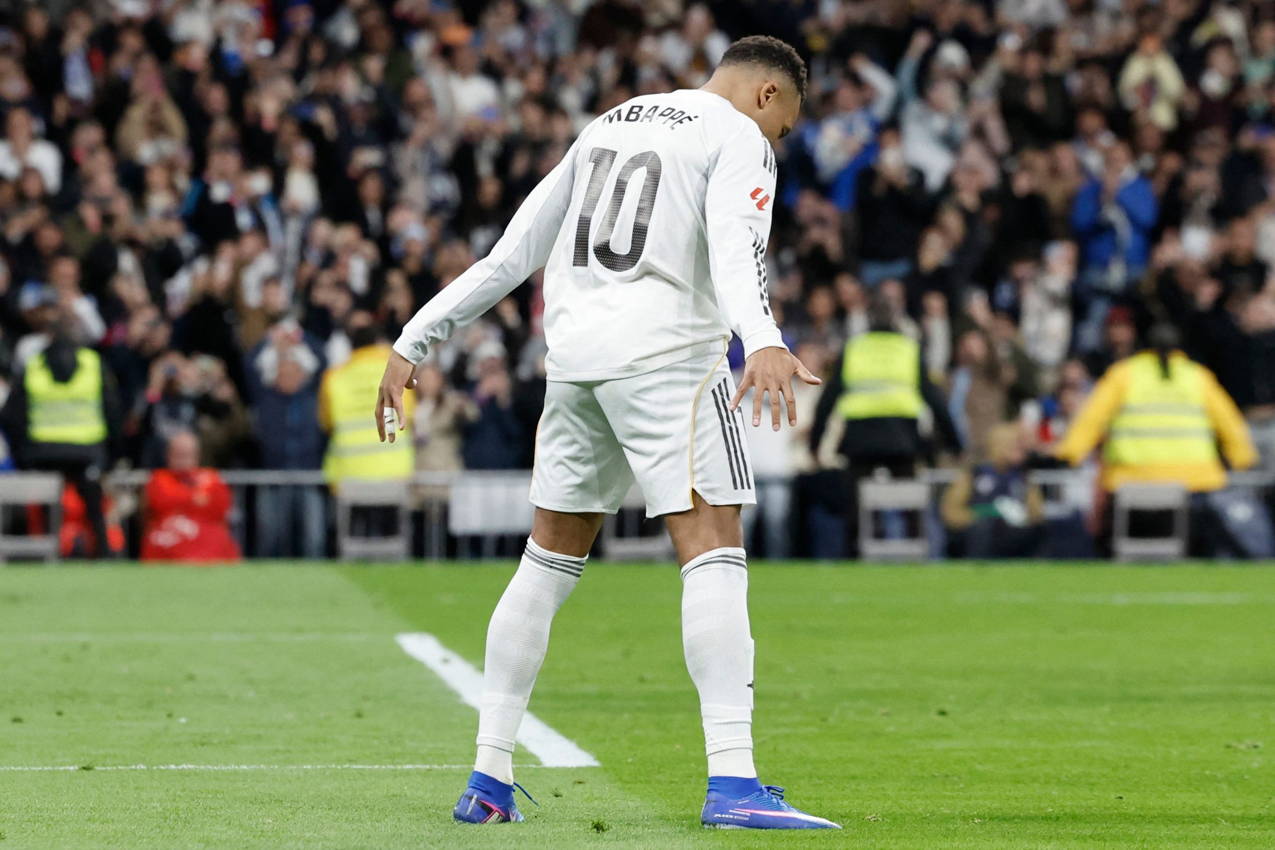 Mbappe pays tribute to 'idol' Ronaldo after breaking his Real Madrid record