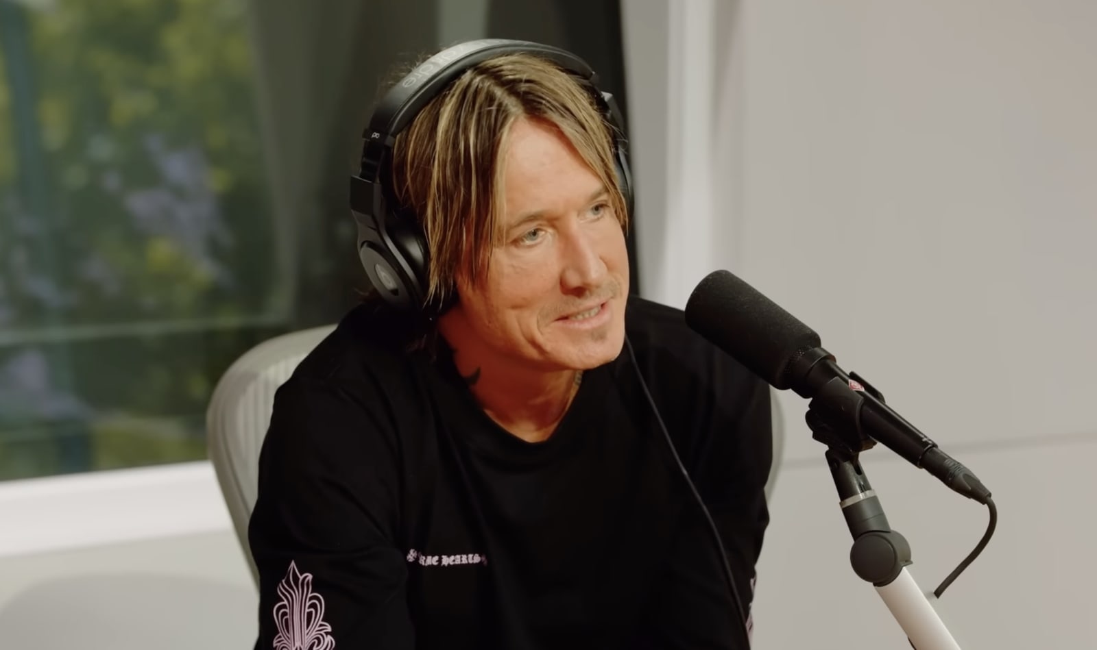 Keith Urban vows to keep love life under lock and key for children amid ...