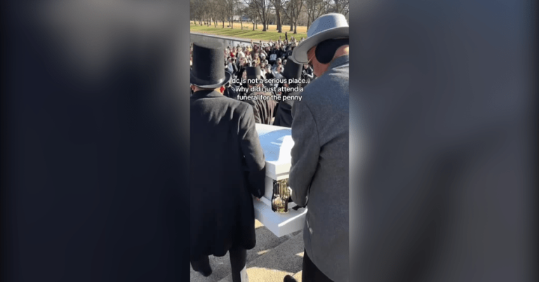 Hundreds attend 'funeral' for the penny in Washington, DC