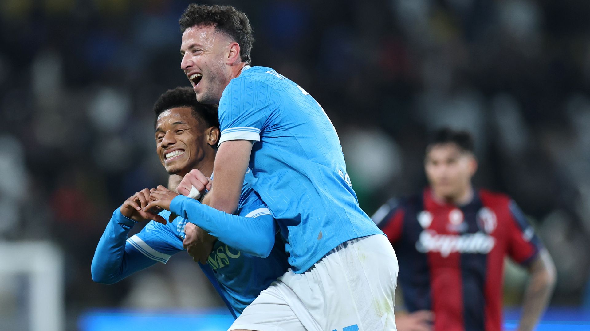 Il Napoli distrugge 2-0 il Bologna ed è Supercampione d'Italia