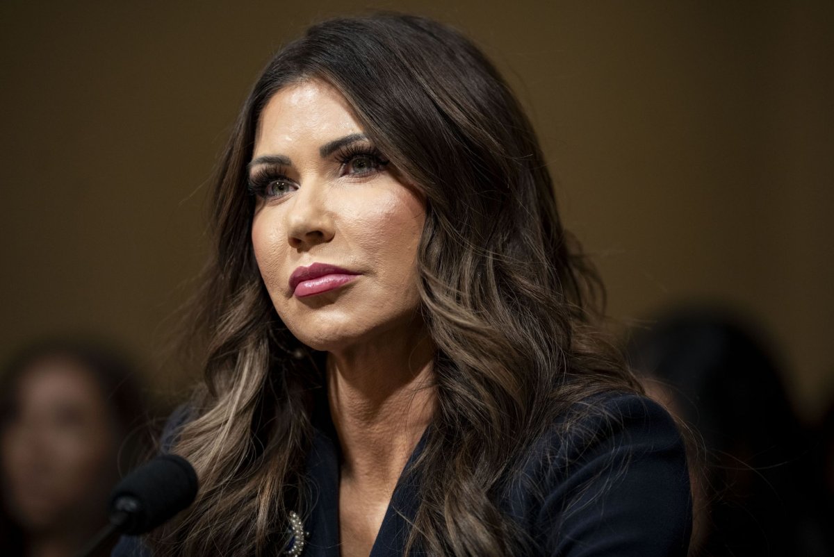 Trump administration triples self-deportation bonus to $3,000 for ...