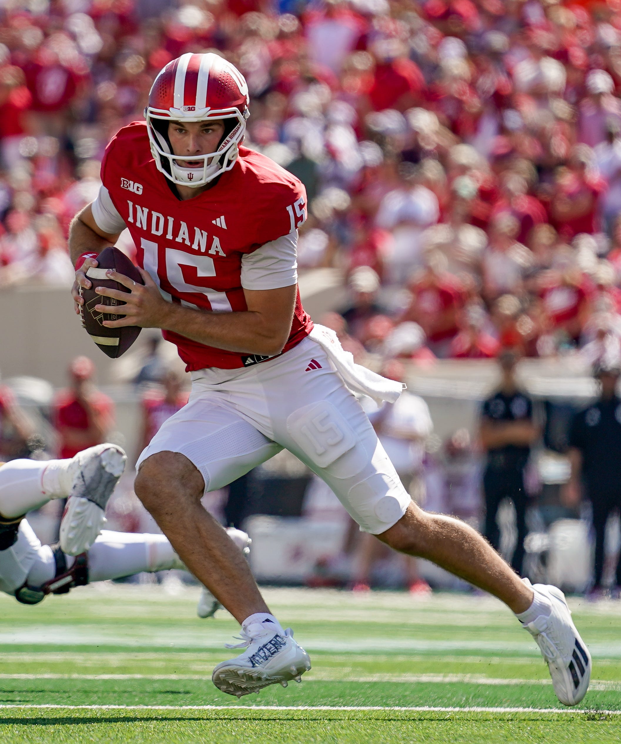 How Alabama coach Kalen DeBoer describes Indiana QB Fernando Mendoza