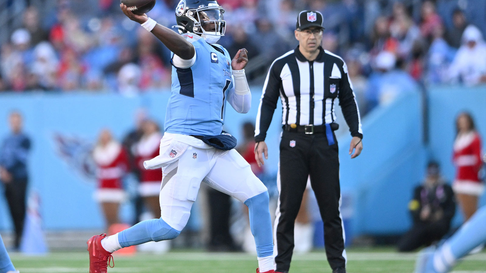 Titans’ Jeffery Simmons jokingly gave ‘Grinch’ warning to Cam Ward