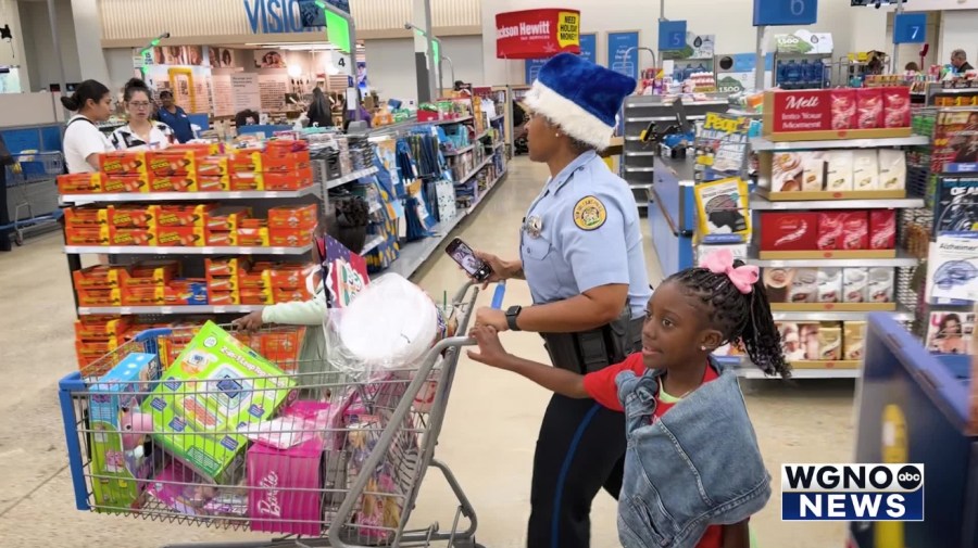 Shop with a Cop event held in New Orleans