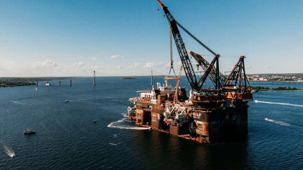 Major New York wind project may die if Trump pause lasts past Friday ...