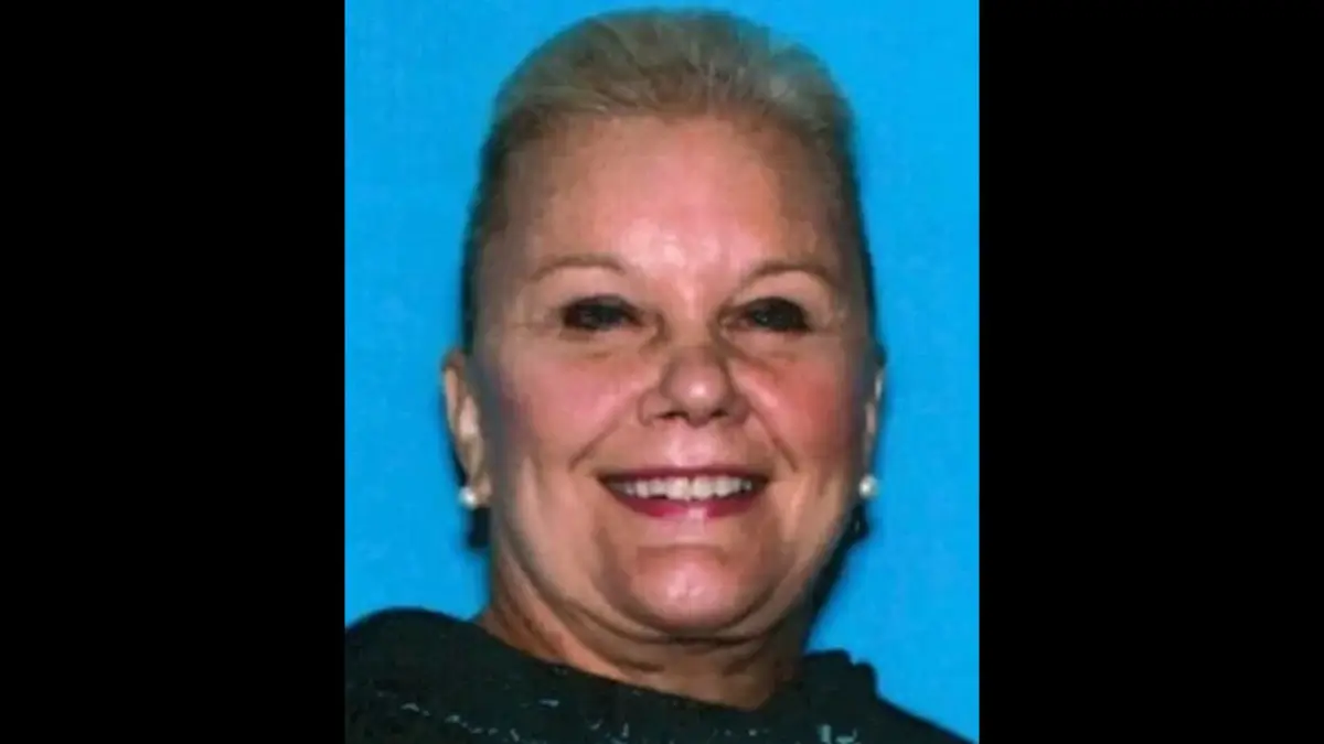 Former TV executive pretended to be wealthy heiress and scammed ...