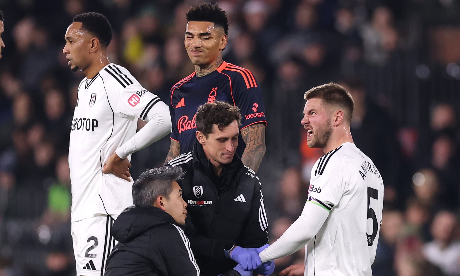 Fulham star suffers gruesome injury so bad he can't watch while medics ...