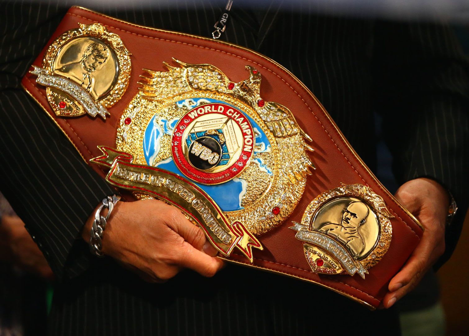 WBO orders Hamzah Sheeraz vs. Diego Pacheco for vacant super ...