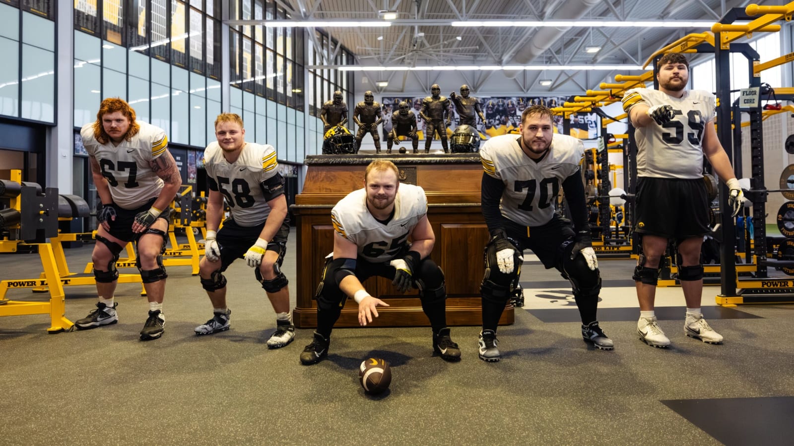 Iowa offensive line wins Joe Moore Award