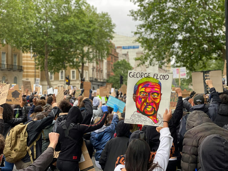 Former FBI agents sue director