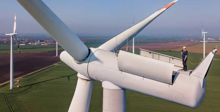 Stock market today: Dow, S&P 500 climb; Trump takes the wind out of ...