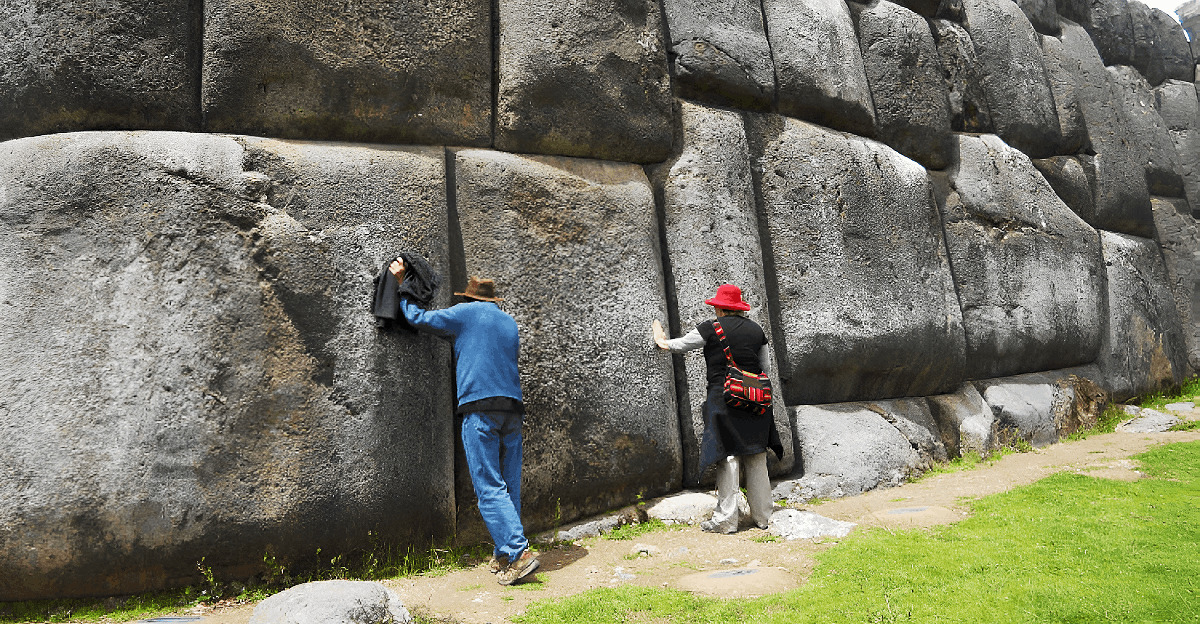One of the oldest prehistoric mega structures in America found in Montana