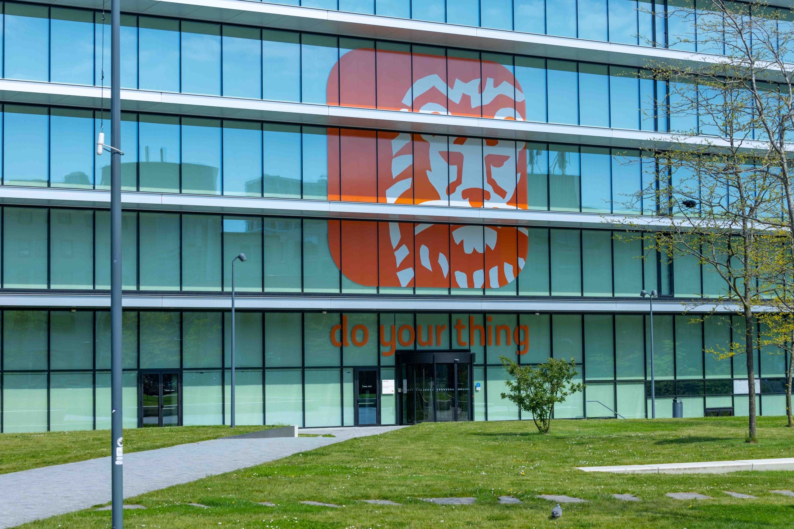 ING champions digital, AI, and financial education